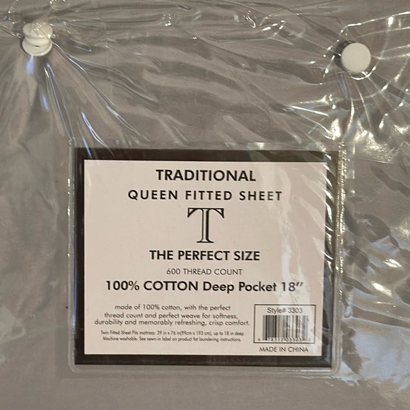 Traditional at home | Bedding | Traditional Queen Fitted Sheet Cloudy ...